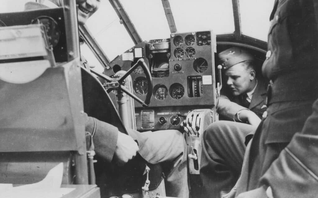 Save the Arthur Scarf Victoria Cross Medal! - RAF Museum