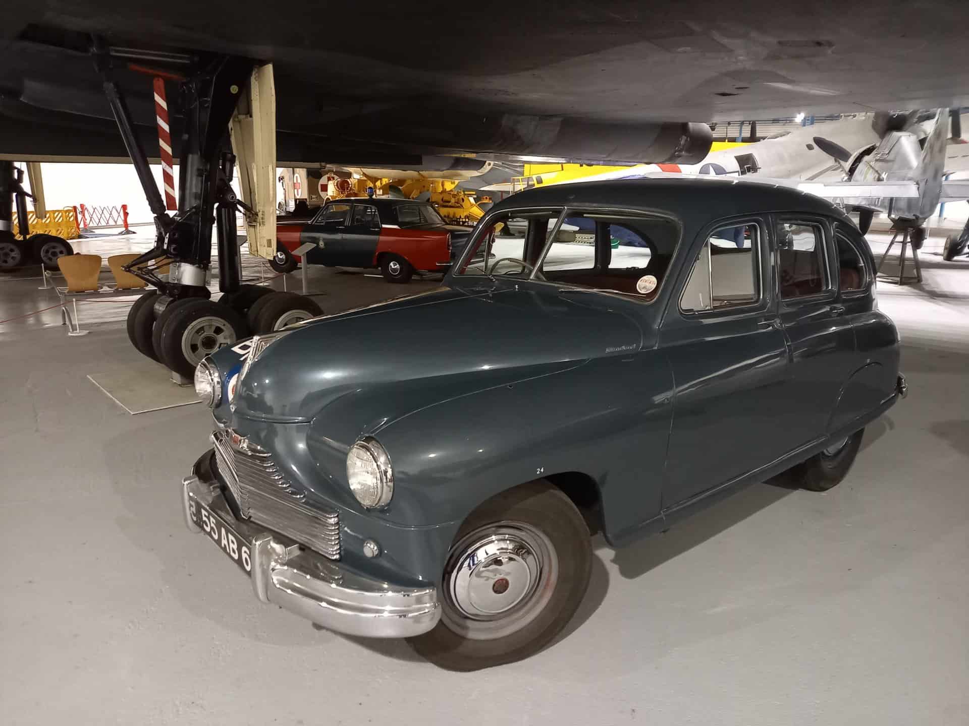 Supporting the Vulcan: RAF Police Dogs and the Standard Vanguard - RAF ...